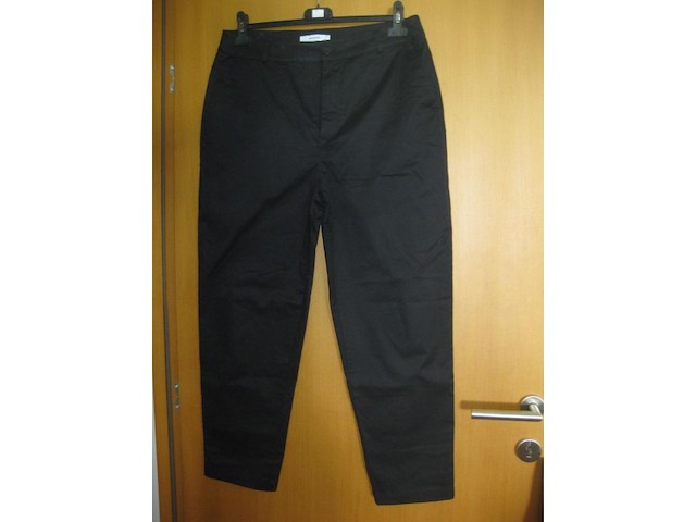 PANTALONE  RESERVED (vel.EUR-42)