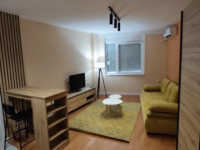 Garsonjera, 28m2, Sunny Hill - Ledena stena