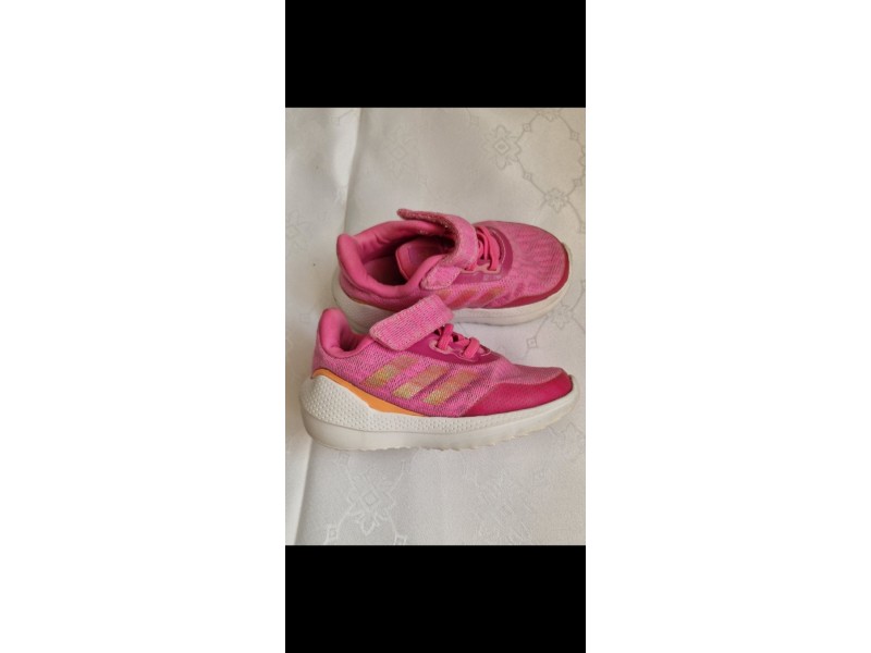 Adidas patike 22