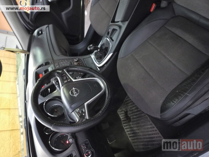 Opel Insignia 2.0cdti