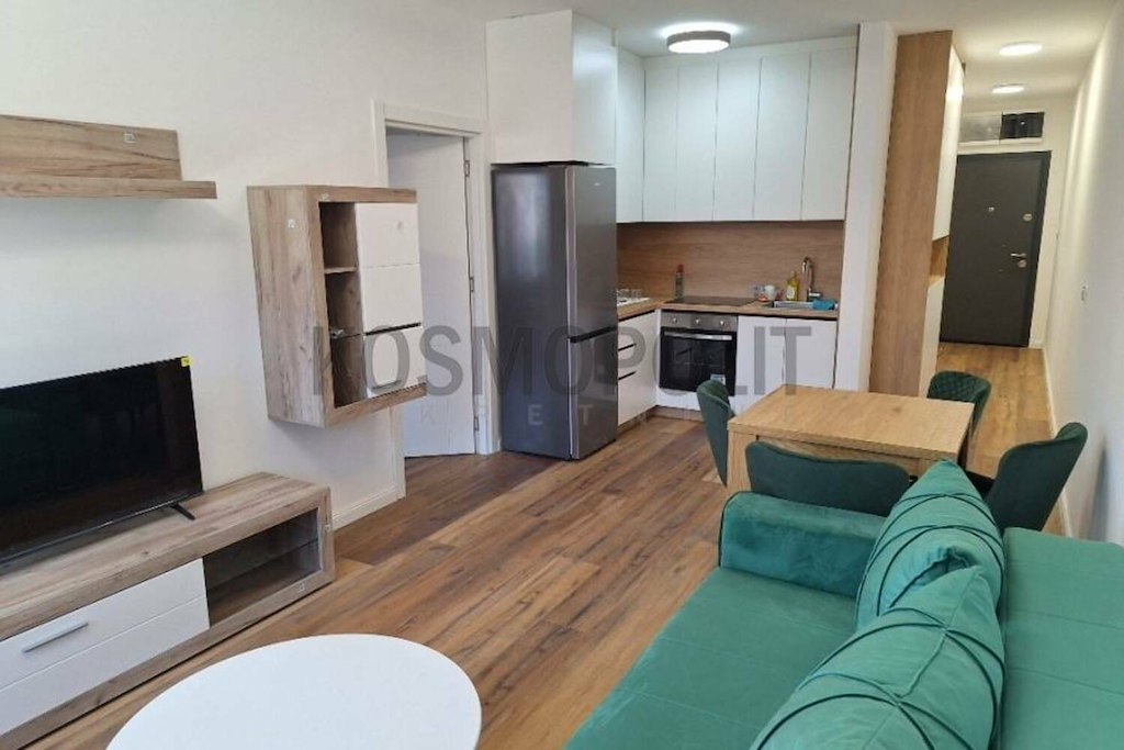 Dvosoban stan, Pančevo – Centar | Izdavanje · 48m² · 450€