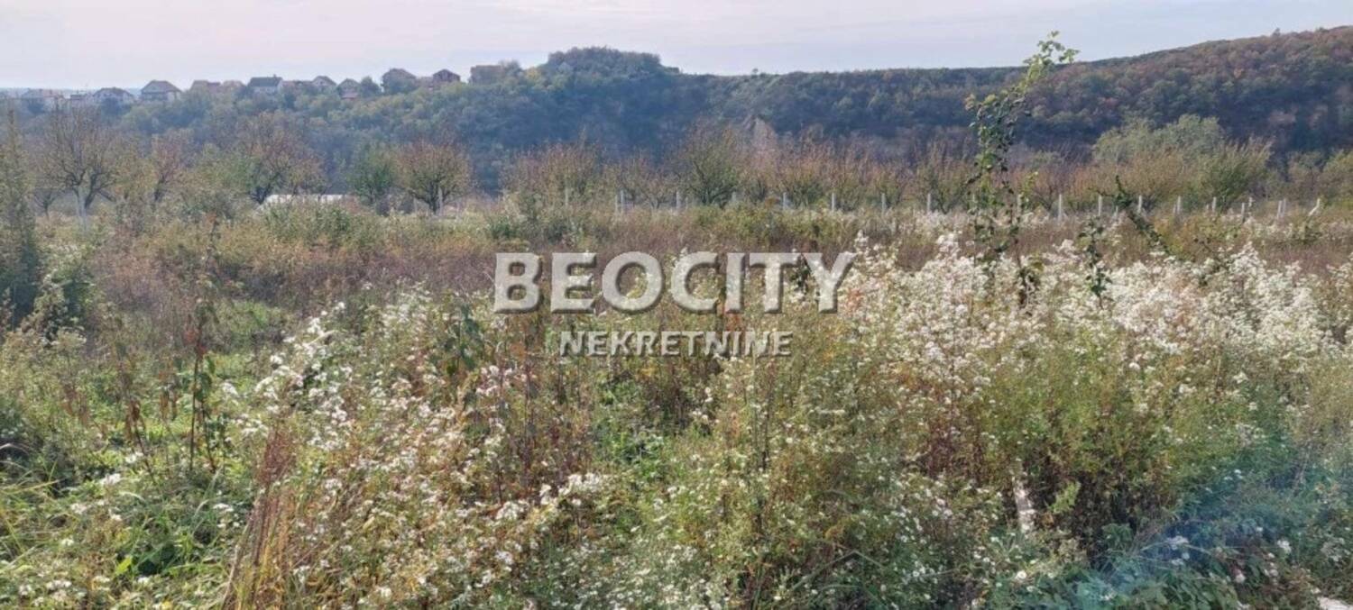 Plac, Beograd – Rakovica | Prodaja · 1100m² · 110.000€