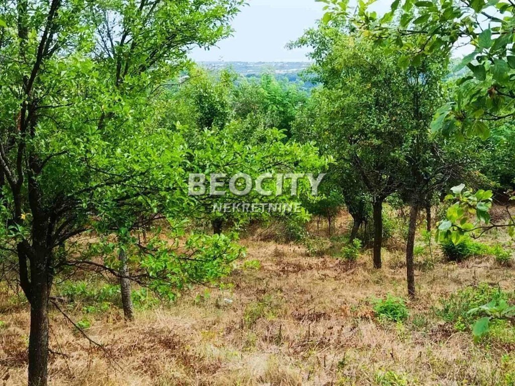 Plac, Beograd – Voždovac | Prodaja · 4200m² · 70.000€