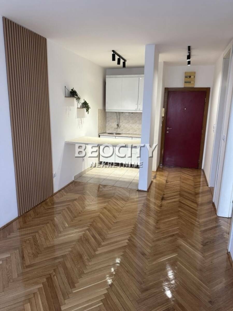 Dvosoban stan, Novi Sad – Bulevar Oslobođenja | Prodaja · 35m² · 120.000€