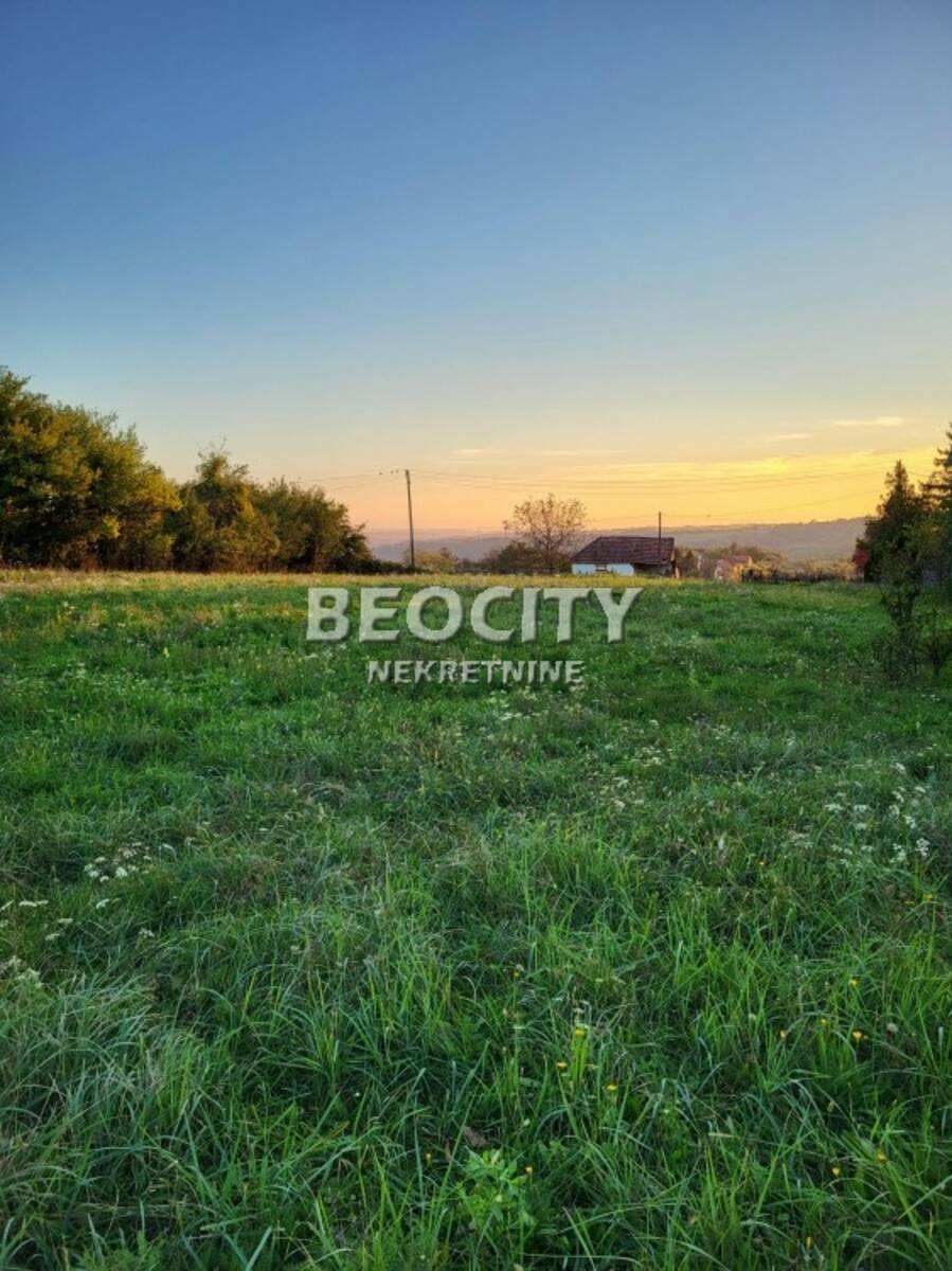 Plac, Beograd – Glumčevo Brdo | Prodaja · 10500m² · 351.000€