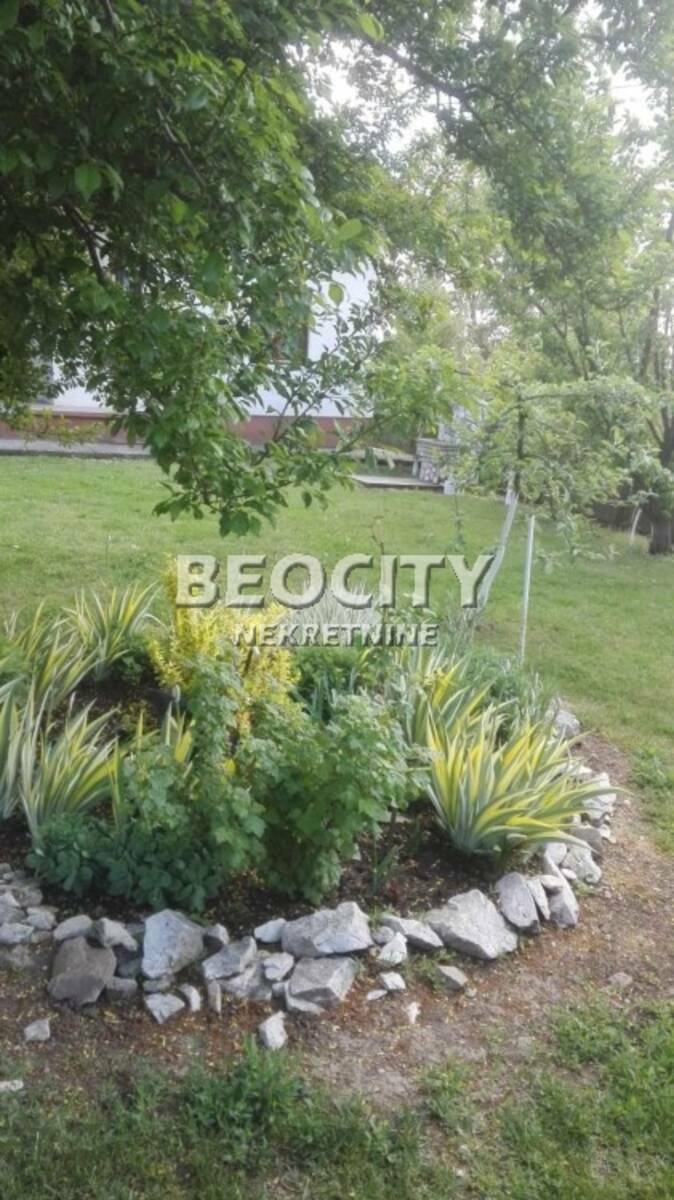 Plac, Topola – Natalinci | Prodaja · 1600m² · 120.000€
