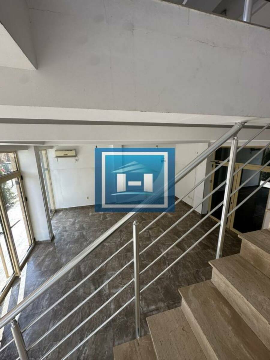Poslovni prostor / Lokal, Paraćin | Izdavanje · 85m² · 500€