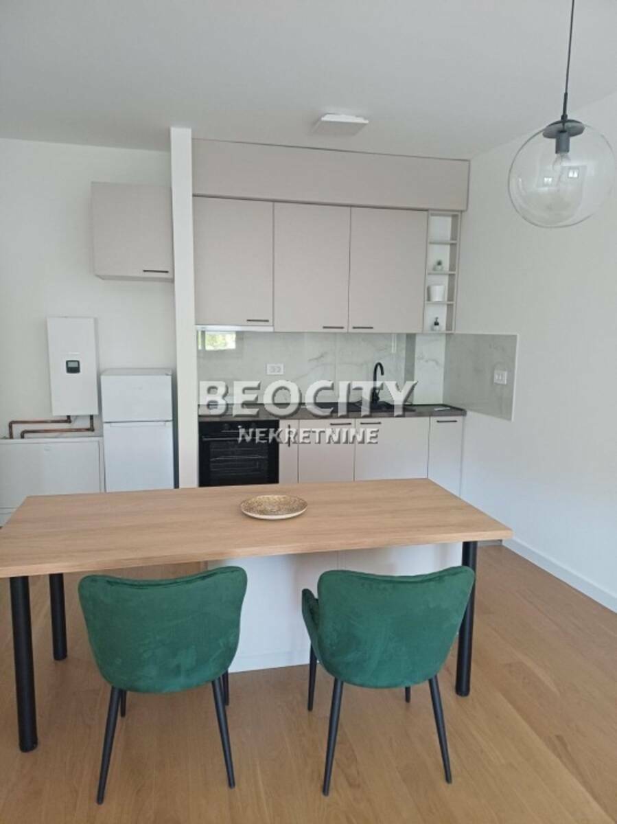 Poslovni prostor / Lokal, Beograd – Voždovac | Izdavanje · 50m² · 650€