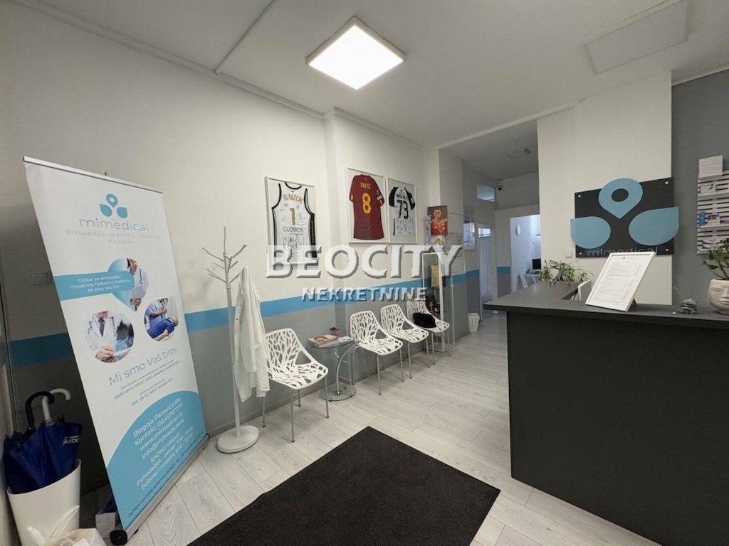Poslovni prostor / Lokal, Beograd – Banovo Brdo | Izdavanje · 136m² · 1.780€