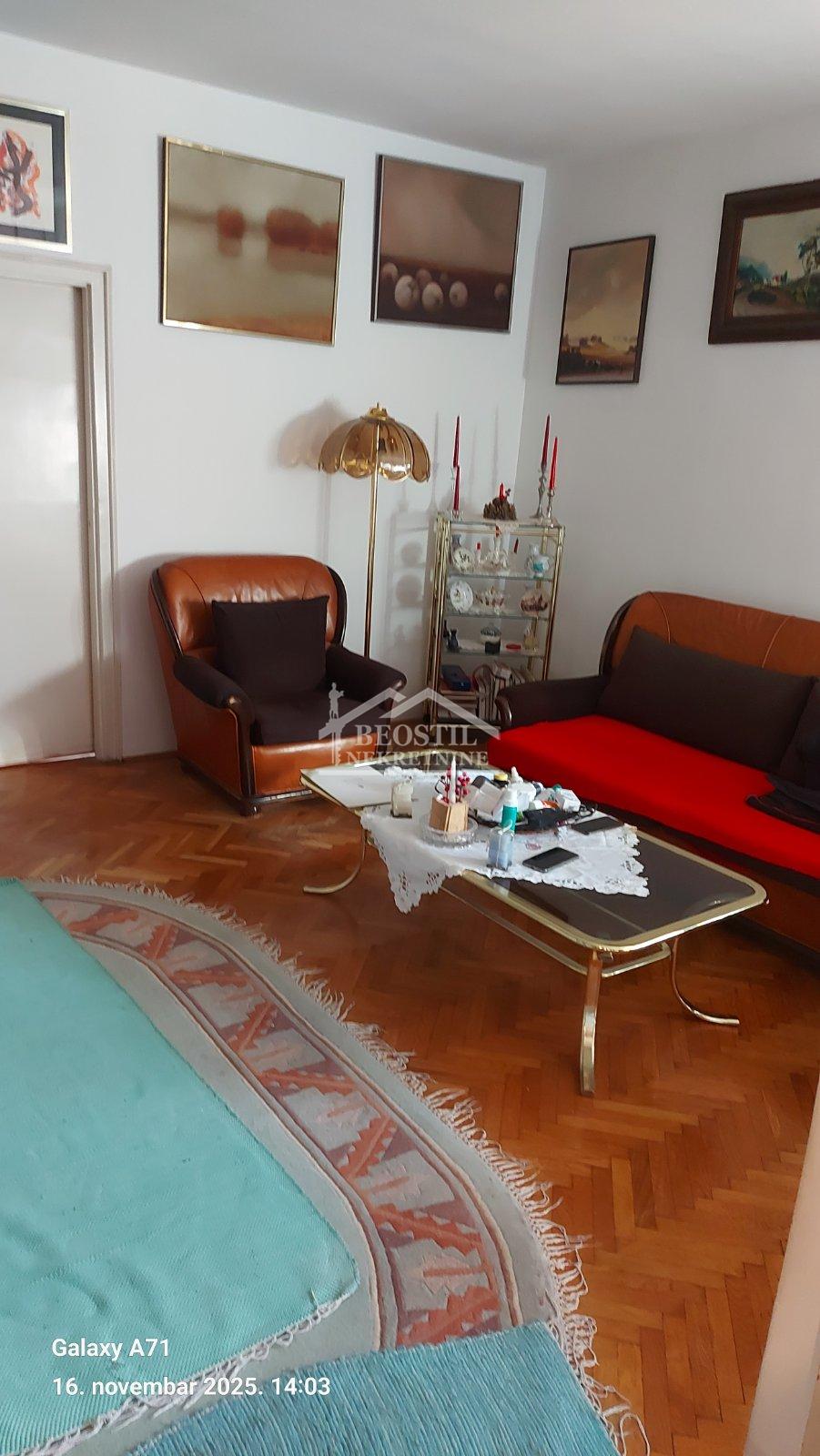 Trosoban stan na prodaju, Lekino Brdo, Beograd, 63m², 202.900 €