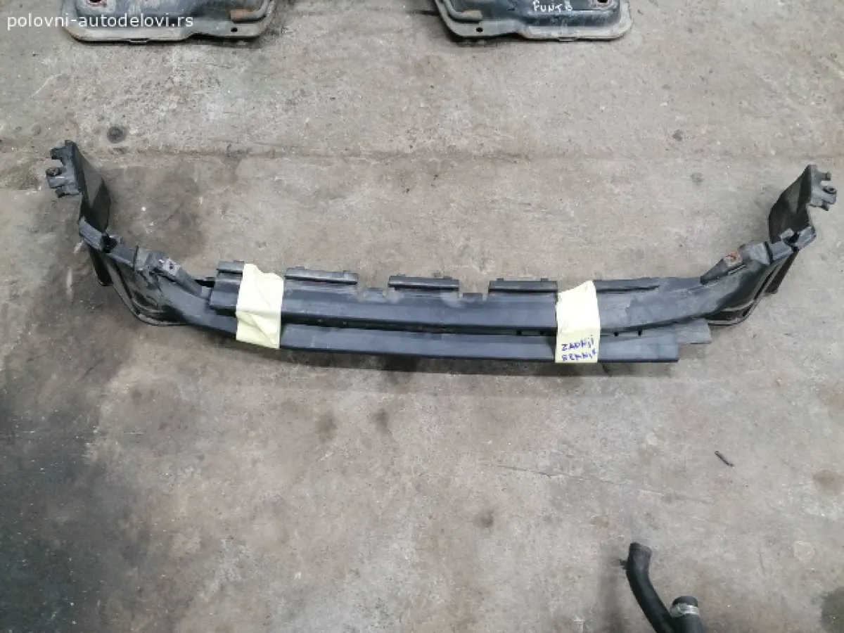 Fiat grande punto nosac zadnjeg branika