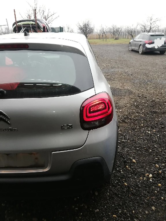 Citroen C3 III restajling branik,prsa
