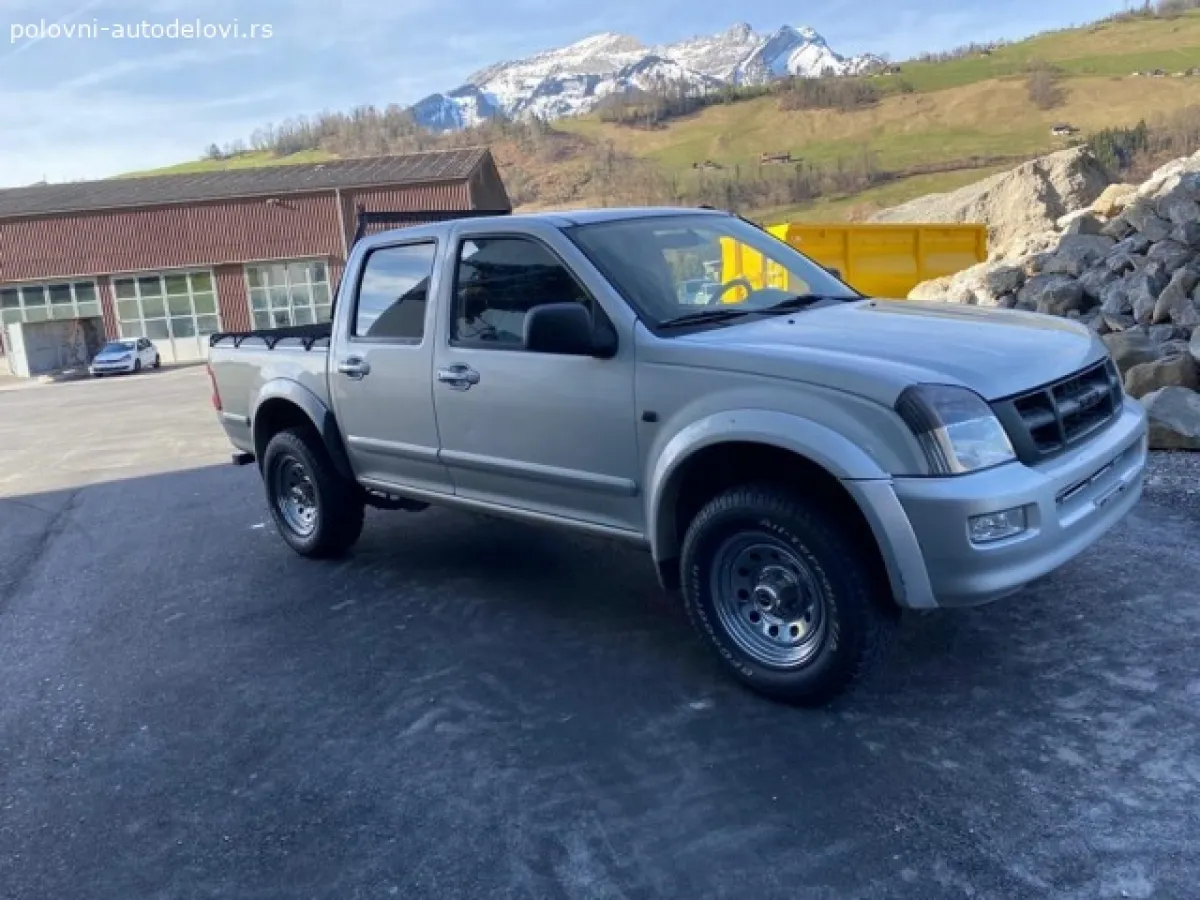 Isuzu D-Max