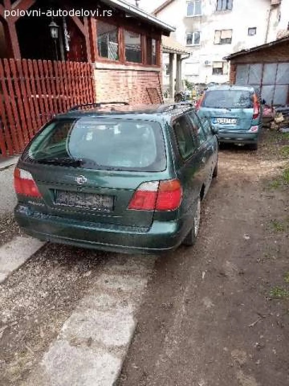 Polovni delovi nisan