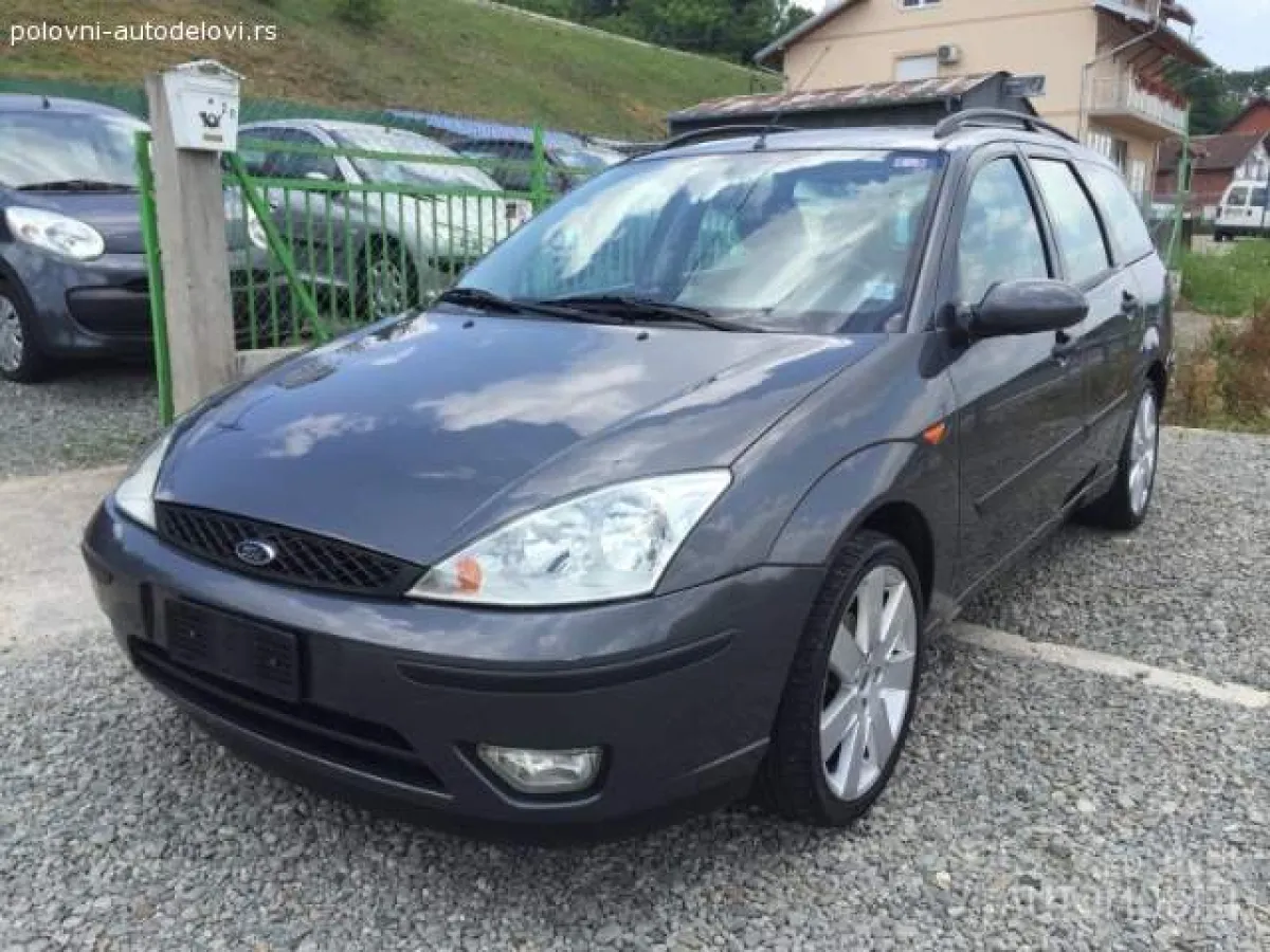 Focus Delovi Ford