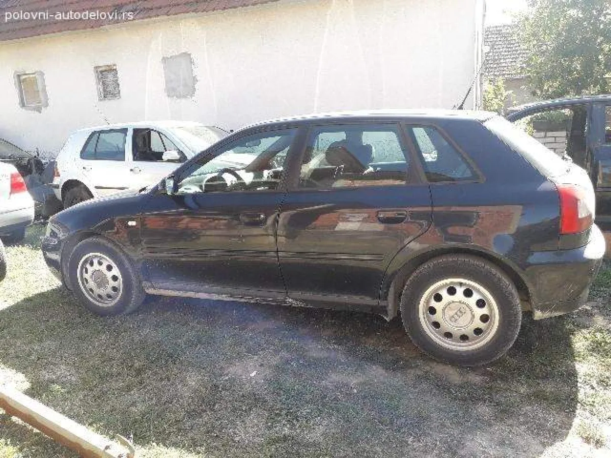 Polovni delovi audi a3