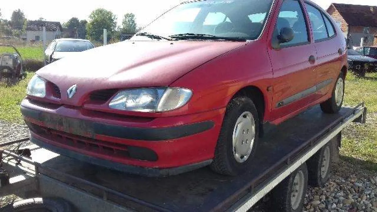 RENAULT polovni autodelovi