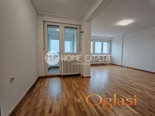 ***Železnička stanica - komplet renoviran stan od 42m2 ***
