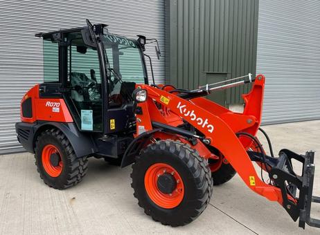 Loader Kubota R070