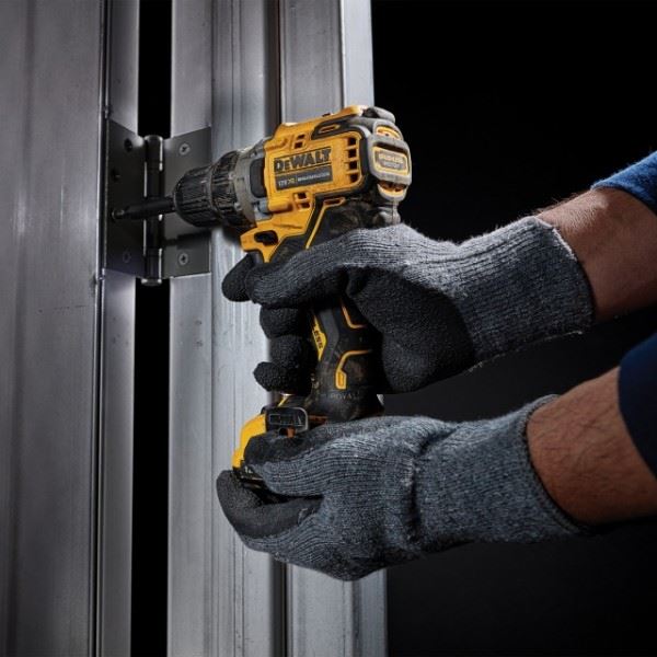 DeWalt Aku bušilica - odvrtač, 2x2.0Ah DCD701D2