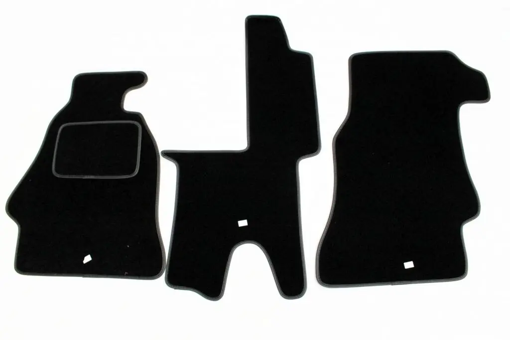 OEM Tepih patosnice Mercedes - Benz Sprinter (2000-2006), 3 komada, Crne