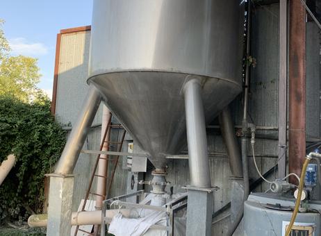 Silosi za prečišćavanje otpadnih voda, visine 6 metara, napravljeni od čelika, sa dodatnim rezervoarom za flokulant, kompletni sa električnom komandnom tablom i držačem za platnenu vreću