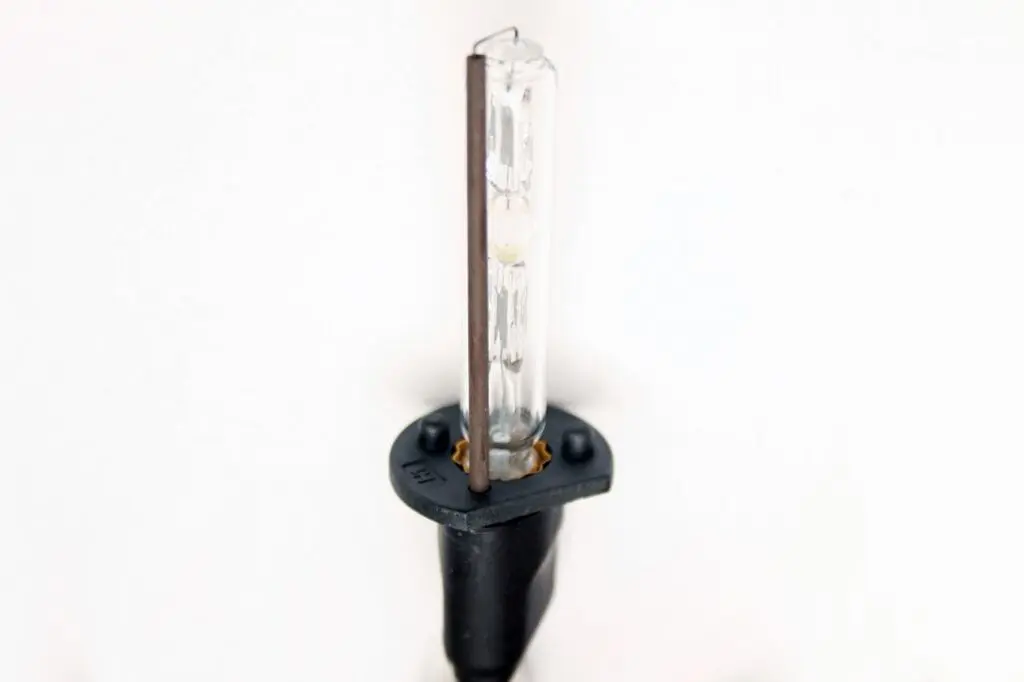 OEM Sijalica Xenon - H1 3000K 35W