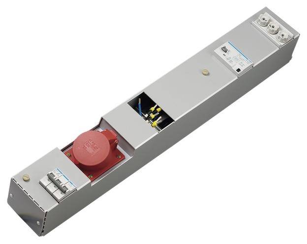 Hager ZAH017L CEE električni razdelnik 32 A