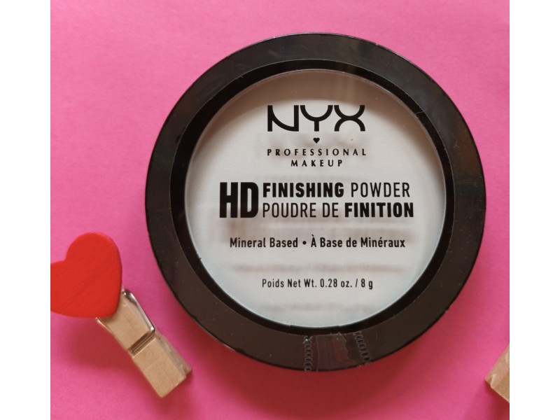 Nyx finishing powder - puder za setovanje - NOVO