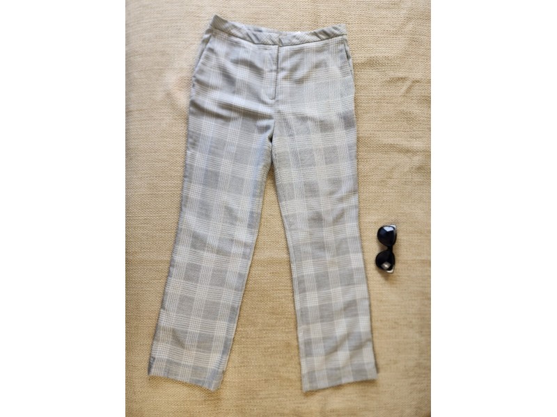 NOVE H&M pantalone sa dzepovima-RASPRODAJA