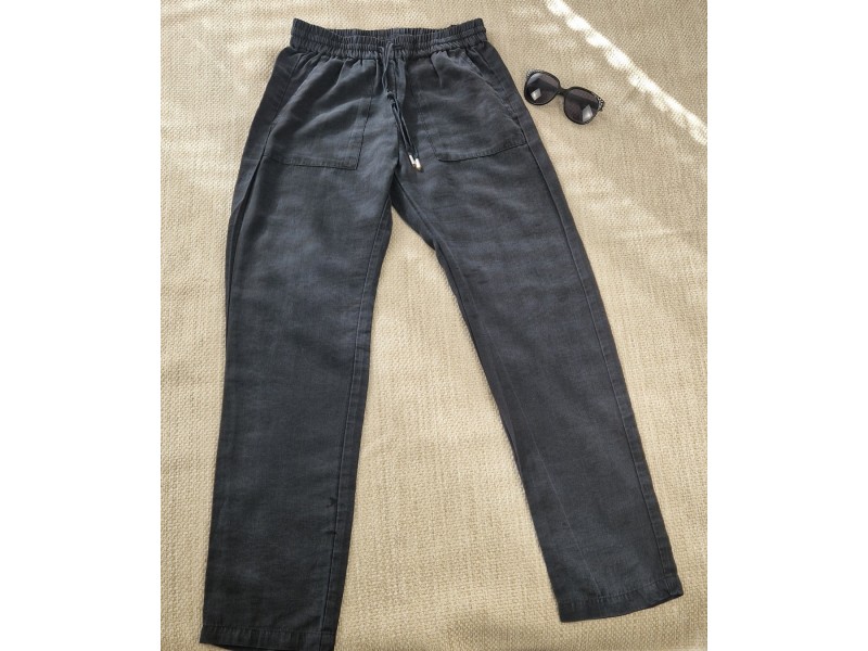 C&A pantalone od eko materijala-RASPRODAJA
