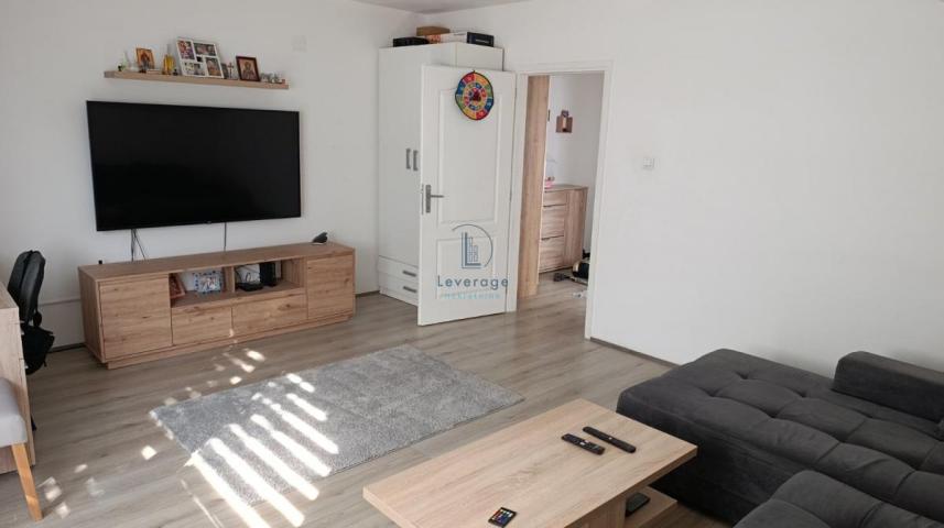 Zemun polje, Đure Gajića, 60 m2