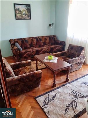 Dvosoban stan kod OŠ Popinski borci 58m2