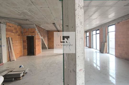 Lokal Za Izdavanje – Plavi Horizonti 230m2