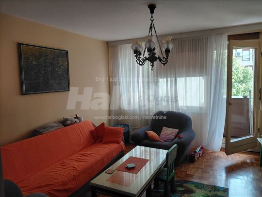 Novi Beograd, blok 19a, stan 90m2
