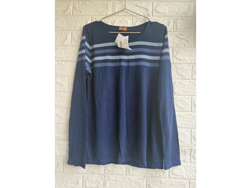 DIVNA VISKOZNA BLUZA ** RASICA *** NOVOO