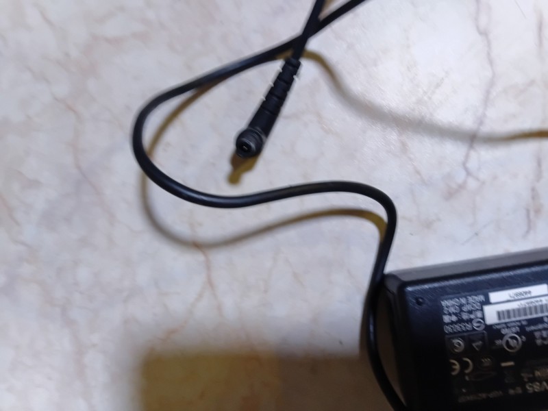 Sony Ac Adapter 19.5v3.9a VGP AC19V37 75W