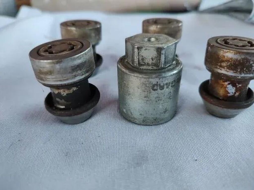 SIGURNOSNE MATICE ZA ALUMINIJUMSKE FELNE ZA FORD FIESTU | Sigurnosne