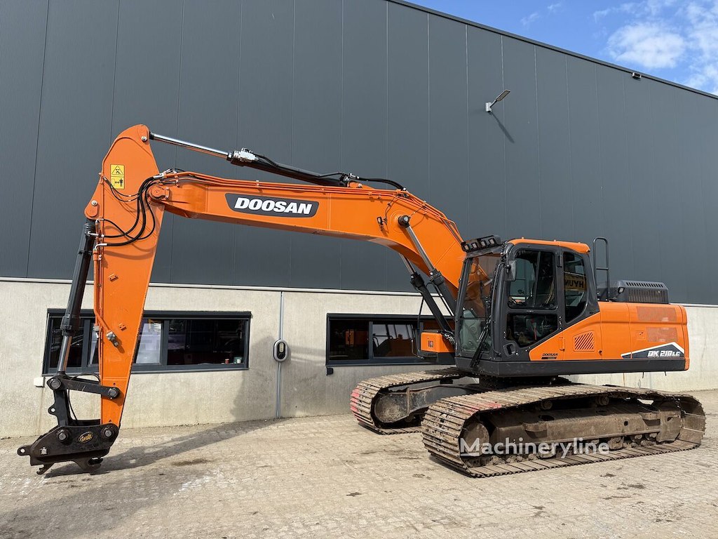 Doosan DX210LC-7 bager guseničar
