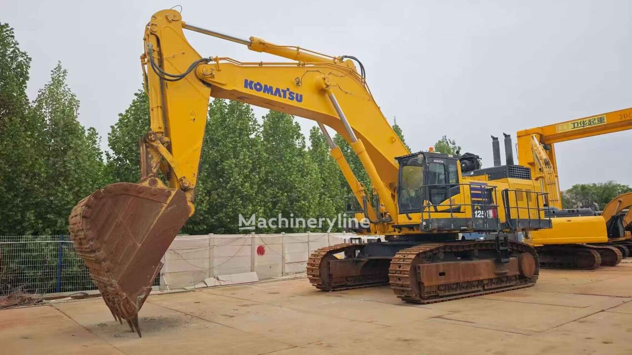 Komatsu PC1250 bager guseničar
