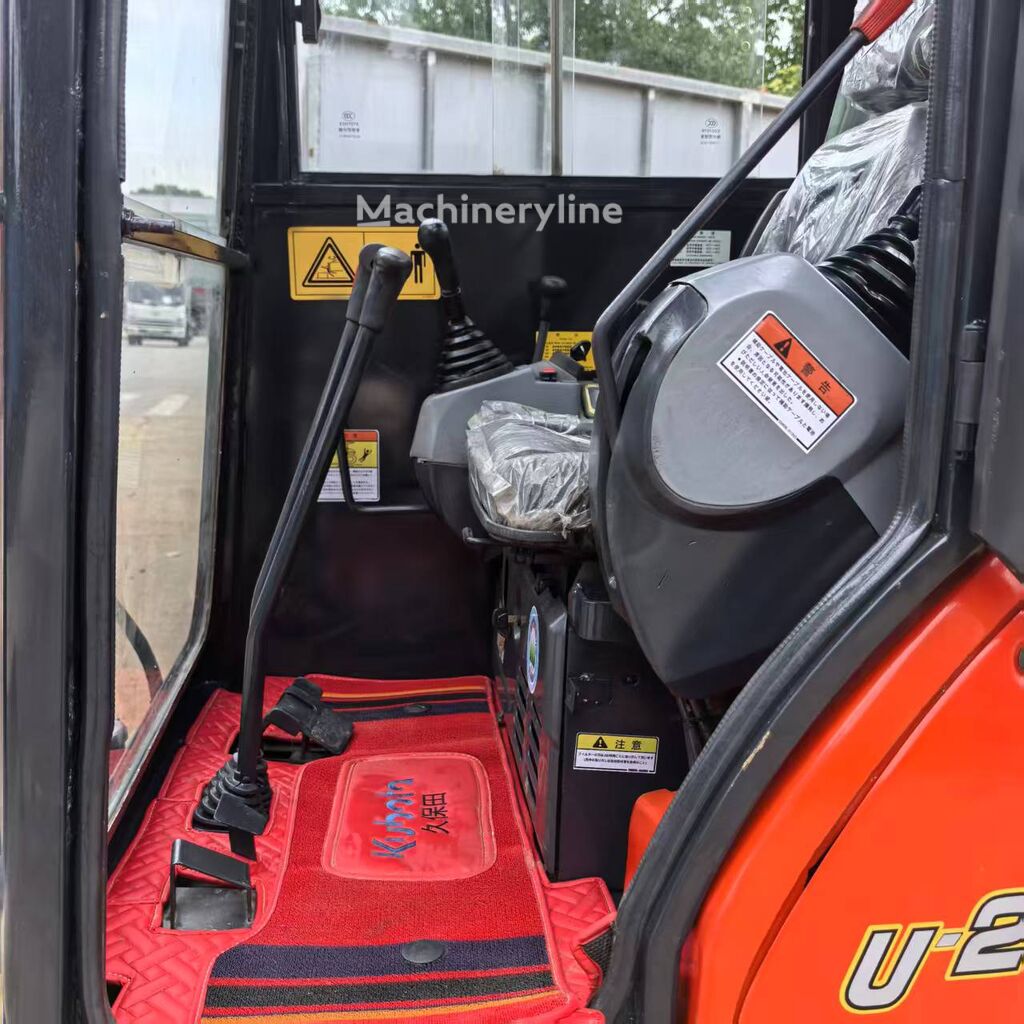 Kubota U27 bager guseničar