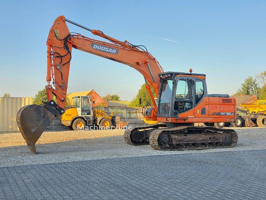 Doosan DX 180LC-3, 2012 ROK bager guseničar