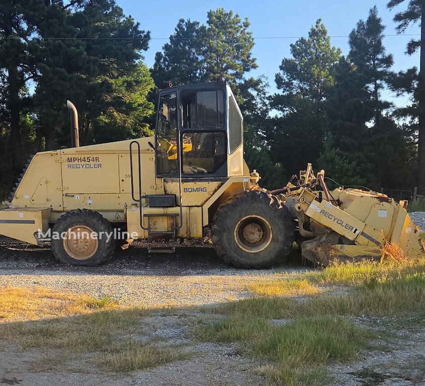 BOMAG MPH454 R stabilizator tla