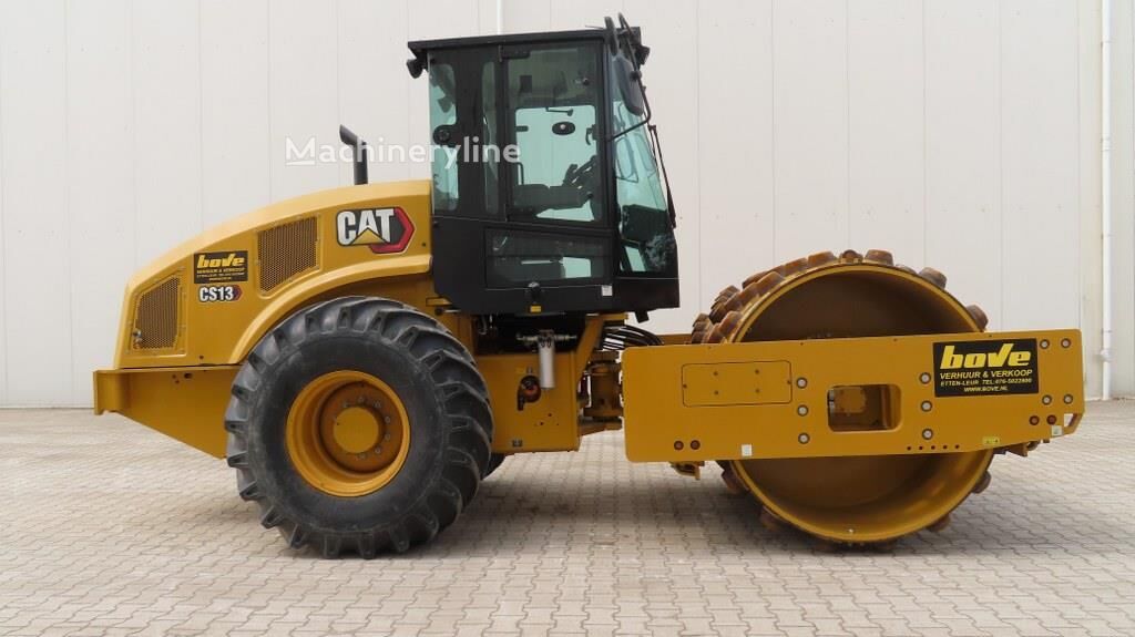 Caterpillar CS66B kompaktor s jednim valjkom
