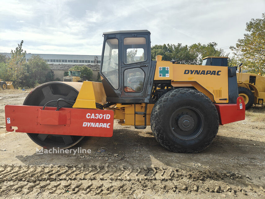 Dynapac CA301D kompaktor s jednim valjkom