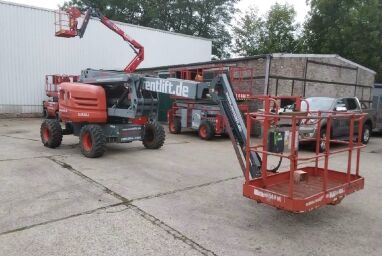 Skyjack SJ63 AJ Gelenkteleskopbühne Diesel 21,4 m Arbeitshöhe hidraulična zglobna platforma