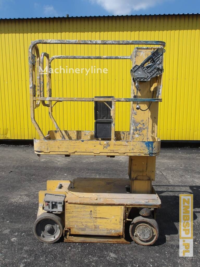 JLG 1230 ES jarbolna penjajuća platforma