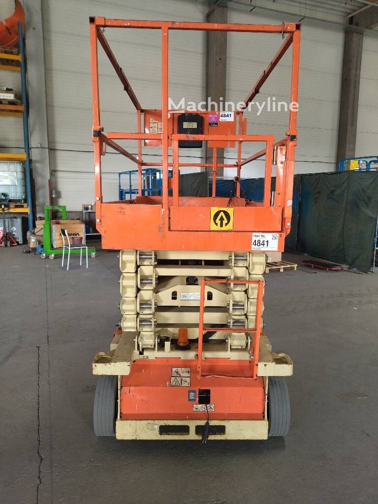 JLG 10 RS makazasta platforma