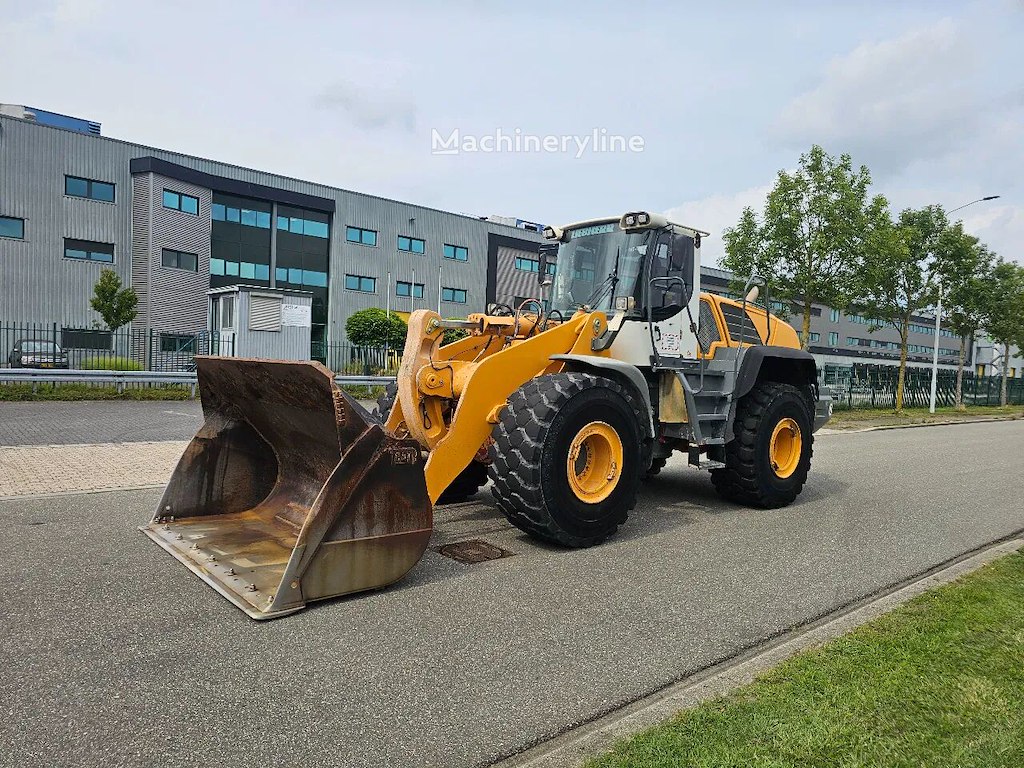 Liebherr L 580 prednji utovarivač