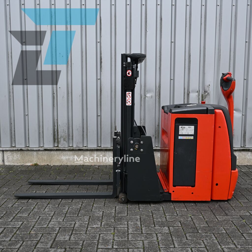 Linde L06AC Elektrische vrijdragende stapelaar paletni viljuškar